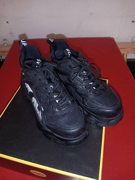 Buffalo Plateau Sneakers (Neu und originalverpackt) in Wangen SZ für ...