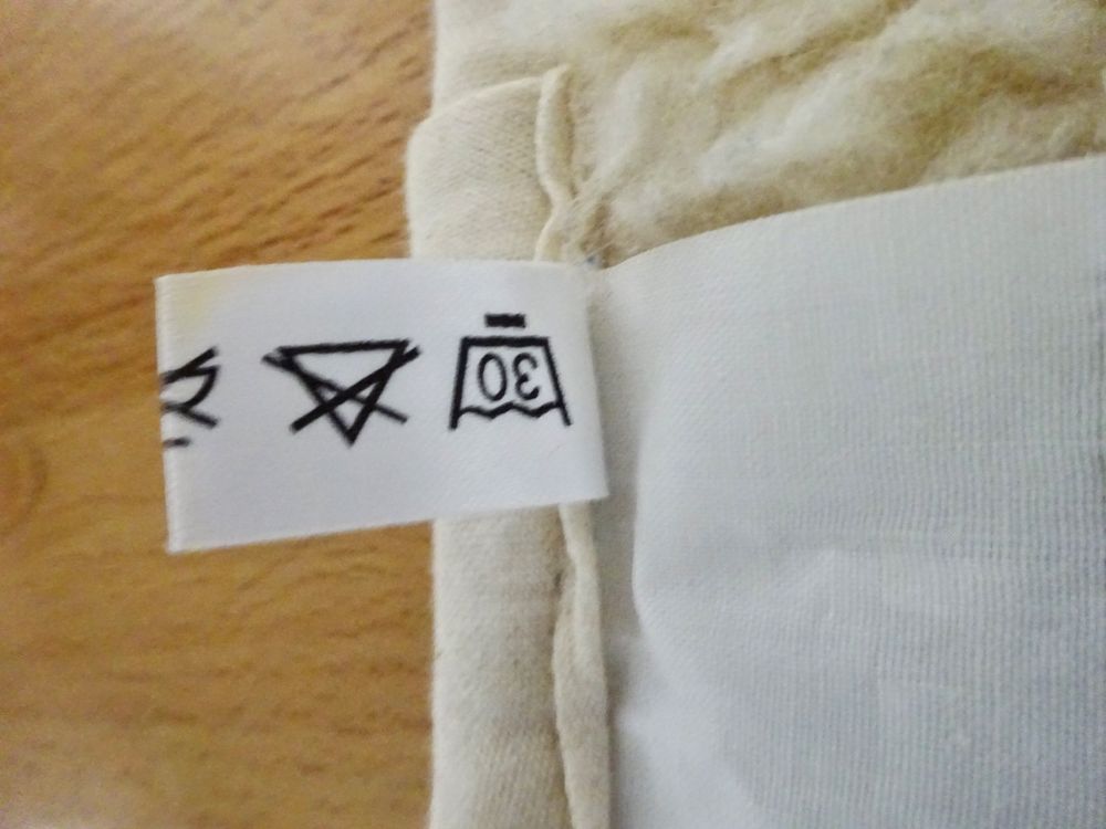 MERINO-WOLLE MIT CASHMERE AUFLAGE von Lana-Soft AB 1.- ! (Gebraucht) in ...