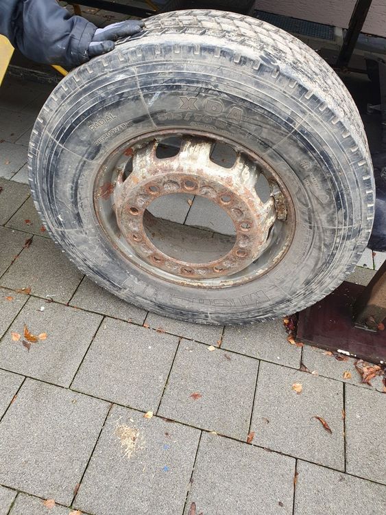 Lastwagenrad - LKW - Rad - Komplet (Gebraucht) in Ruswil für CHF 1 ...