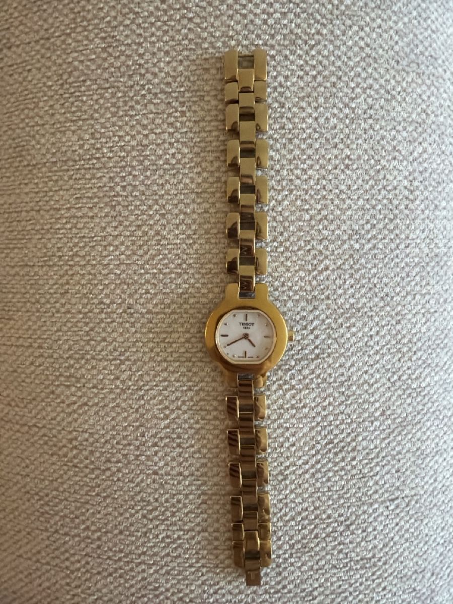 Tissot Ladies Gold Tone Watch - Elegant Swiss Made Timepiece (Gebraucht ...