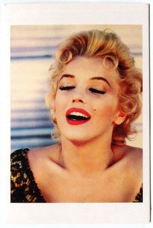 Postkarte "Marilyn Monroe". (Neu und originalverpackt) in Basel für CHF 5 – mit Lieferung auf ...