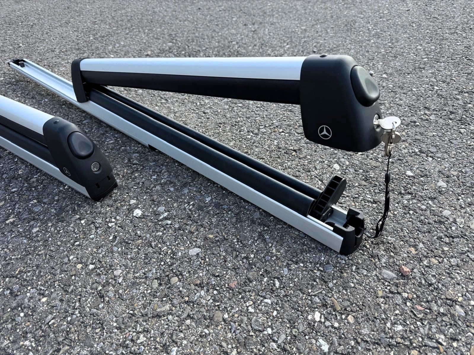 Skiträger Original Mercedes-Benz ausziehbar (80/60cm) (Gebraucht) in Sempach für CHF 224.65 ...