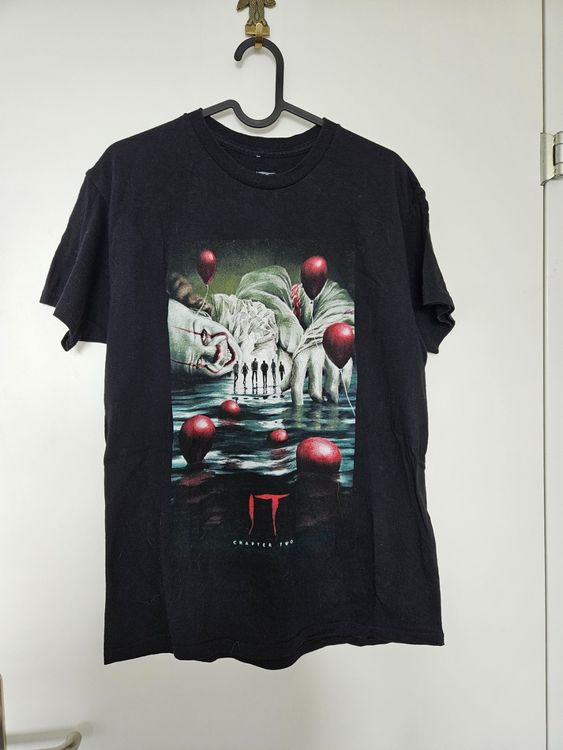 IT Chapter Two T-Shirt (Gebraucht) in Böttstein für CHF 7 – mit ...