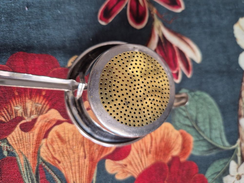 Teesieb / Teesiebchen Vintage, Metall (Gebraucht) in Bern für CHF 13 ...