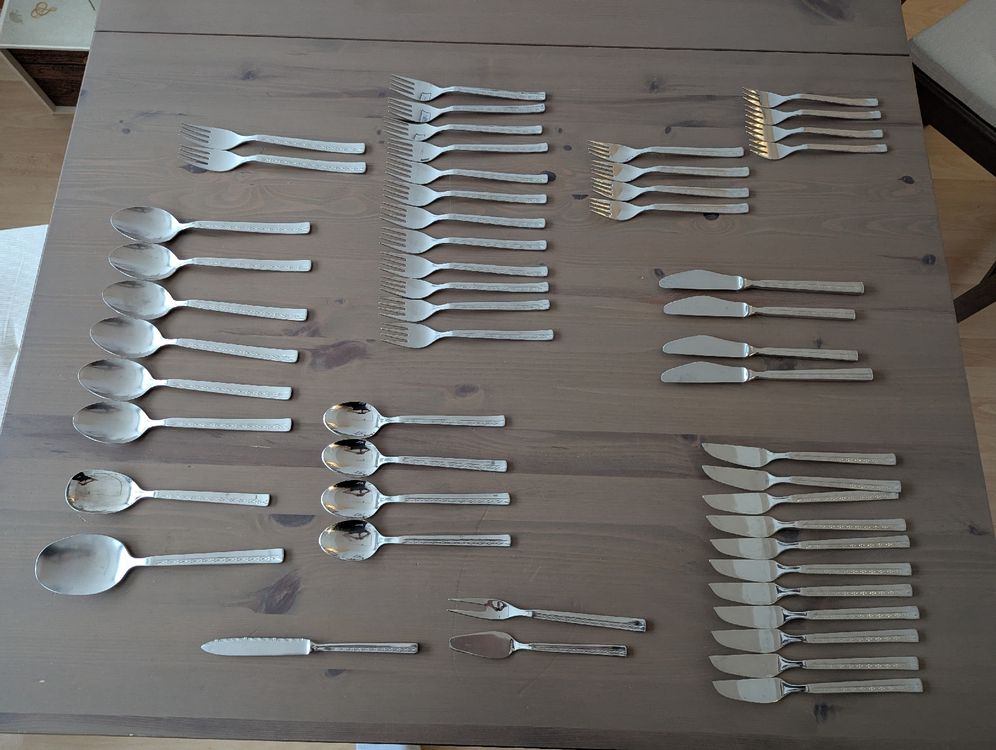 52-teiliges Edelstahl-Besteckset von Roneulux (Gebraucht) in Wolfenschiessen für CHF 20 – mit ...