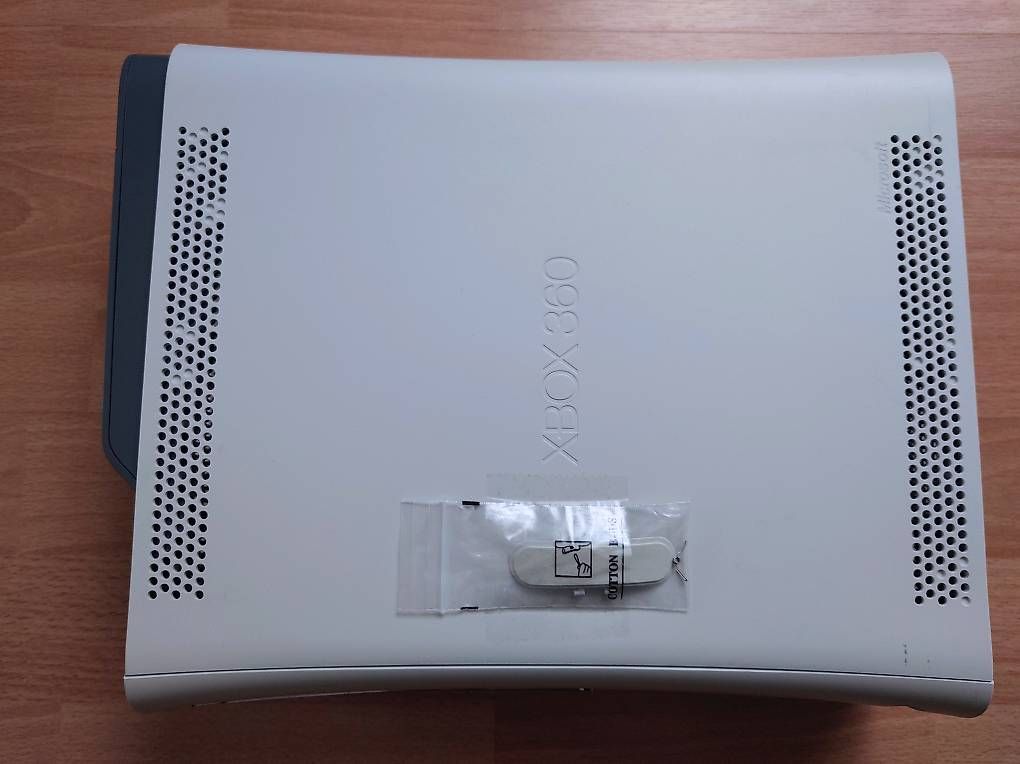 Xbox 360 Konsole (Laufwerk defekt) (Defekt) in Leuzigen für CHF 29 ...