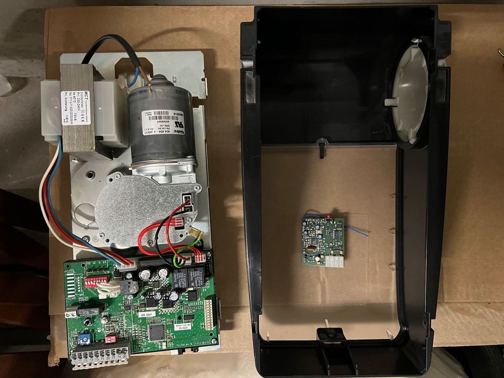 Berner Garagentorantrieb GA 201 V2 (Gebraucht) in Burg im Leimental für ...