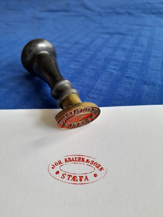 Alter Messingstempel mit Holzgriff | Kaufen auf Ricardo