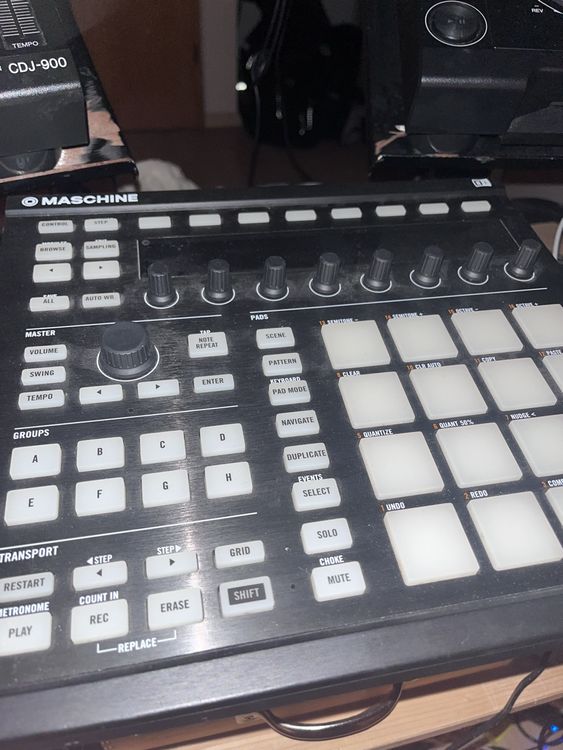 Native Instrument Maschine MK2 mit Verpackung | Kaufen auf Ricardo