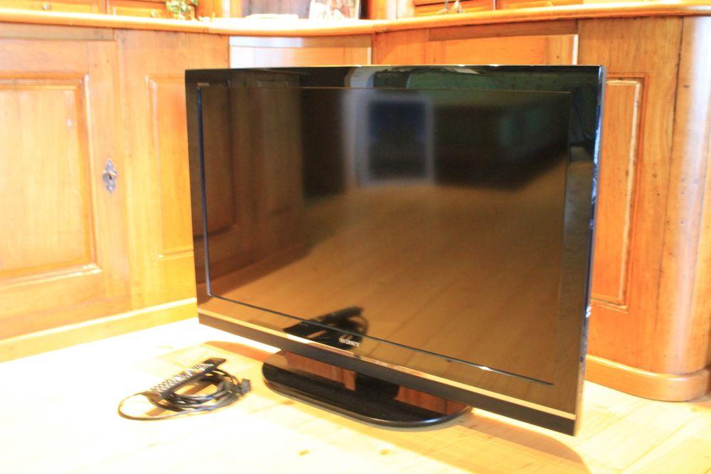 Sony LCD TV 101cm KDL-40V5610 (Gebraucht) in Willisau für CHF 30 – nur ...
