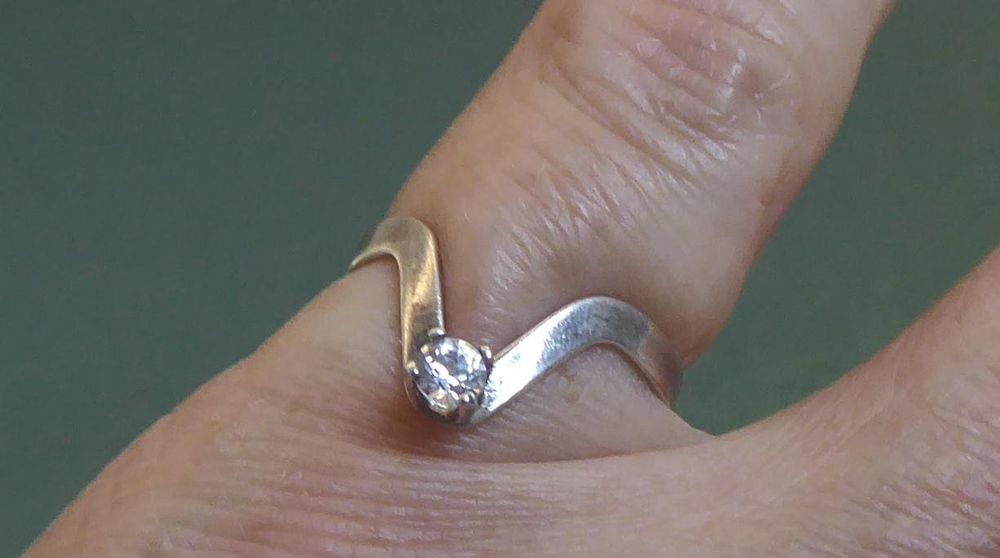Ring 800 Silber mit echtem Quarz vor 1988 (Gebraucht) in Muri AG für ...