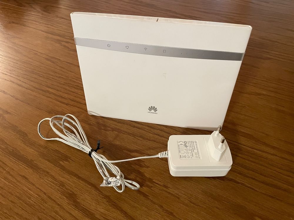 Huawei 4G Mobile SIM Router WLAN Hotspot Modem B525s - 23a (Gebraucht ...