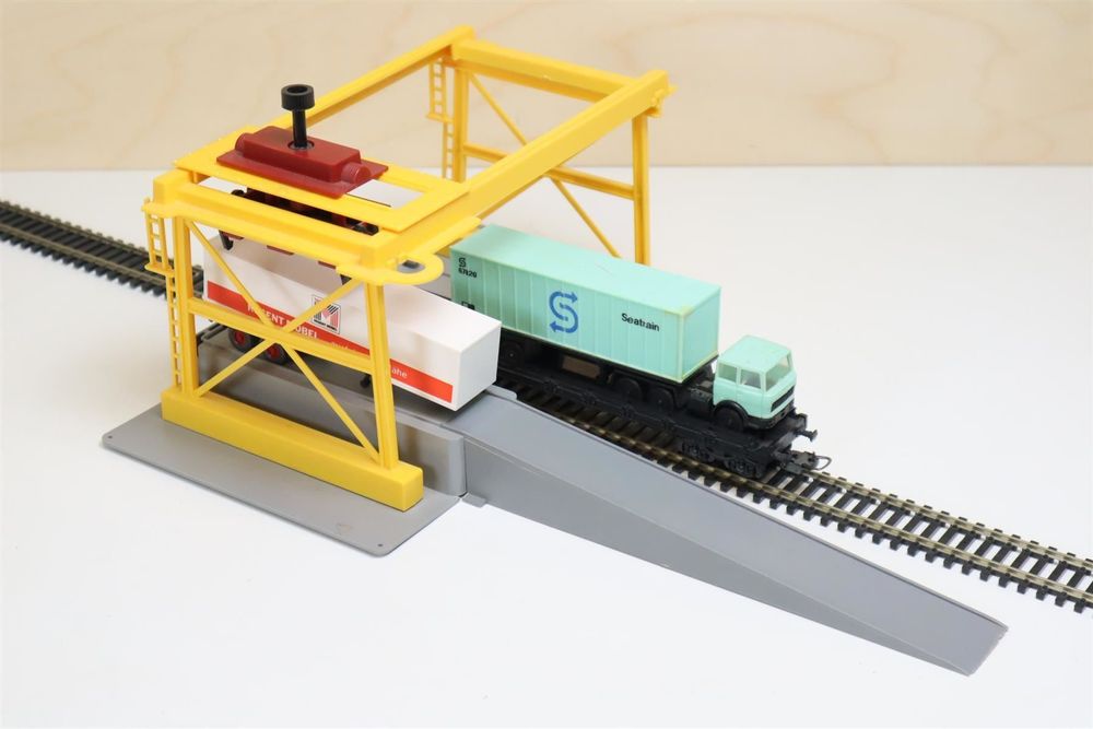 Container-Kran Terminal mit Funktion H0 - Lima 961 (Gebraucht) in für ...