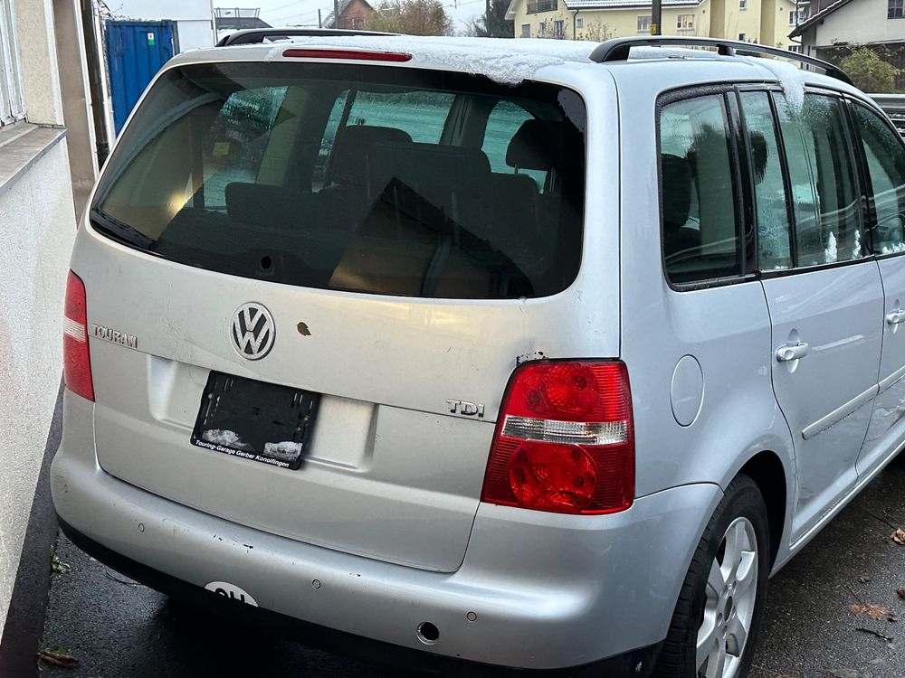 Vw Touran 2.0l TDI DSG | Kaufen auf Ricardo