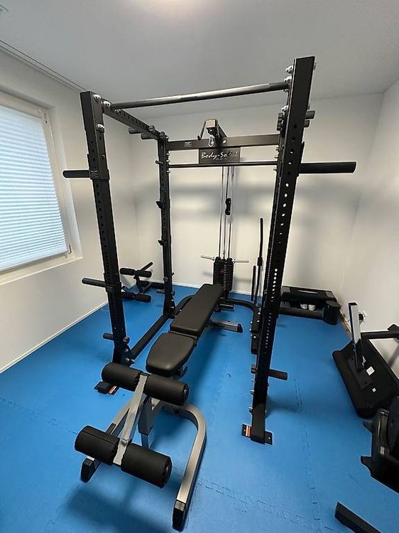 Body Solid Power Rack GPR400 mit Latzug und Bank (Gebraucht) in Ruswil ...