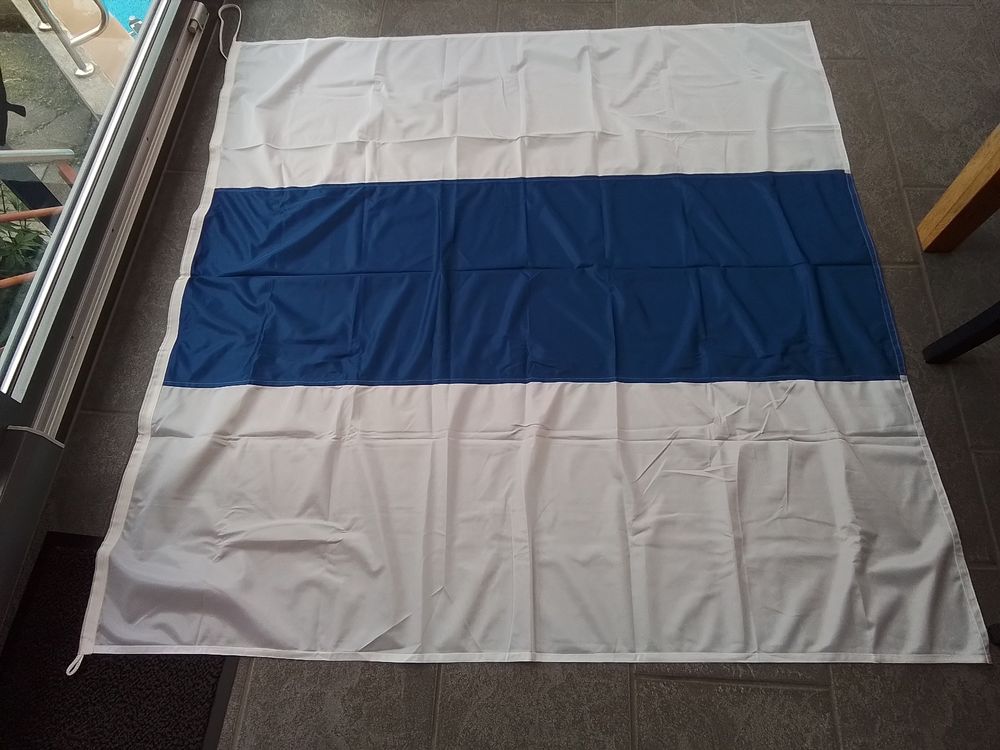 Kanton Zug Fahne H:150cm B:147cm (Neu und originalverpackt) in für CHF ...