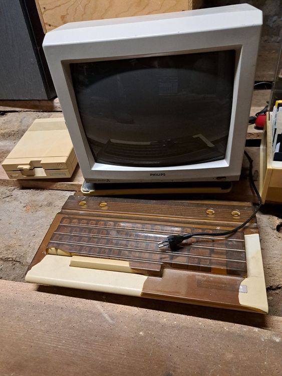 Comodore 64 (Gebraucht) in Albligen für CHF 175 – nur Abholung auf ...