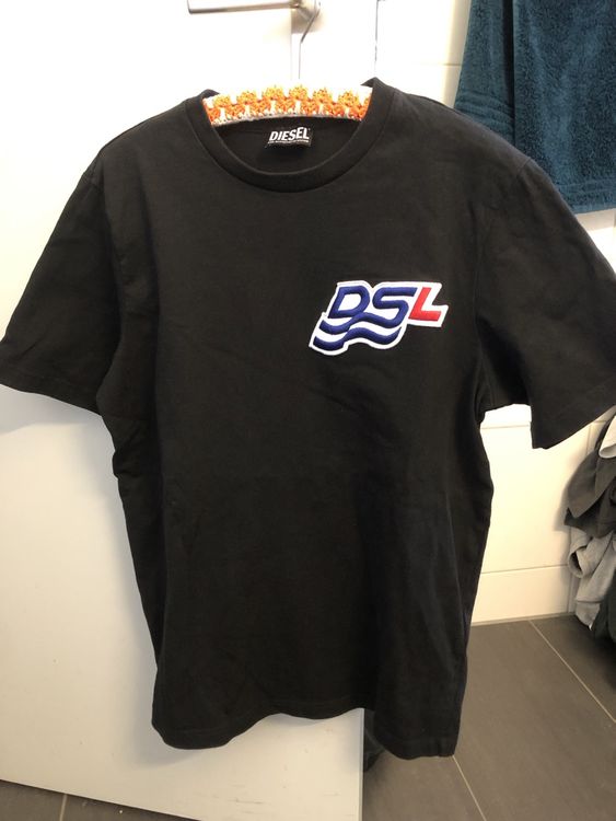 Schwarzes Diesel T-Shirt Gr. L DSL Logo gestickt | Kaufen auf Ricardo