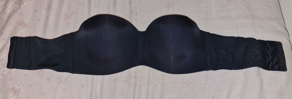 Soutien-gorge bandeau Triumph noir 75B (EU) (Neuf (Voir description)) à pour CHF 10 – avec ...