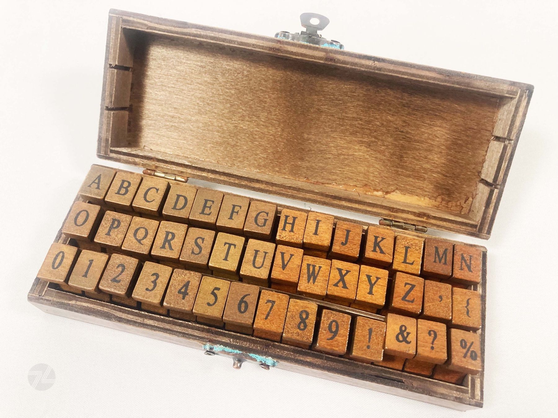 Stempel ABC 0-9 H 6mm Alphabet Ziffern Satzzeichen Set (Gebraucht) in ...