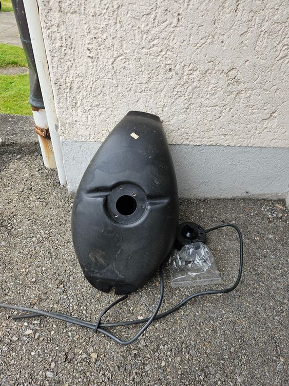 Aprilia RS125 2006 PY Benzin Tank (Gebraucht) in Kloten für CHF 1 – mit ...
