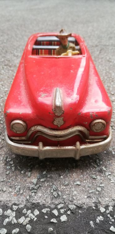 Altes Blechauto von Arnold ab 1Fr. (Defekt) in Thun für CHF 2 – mit ...