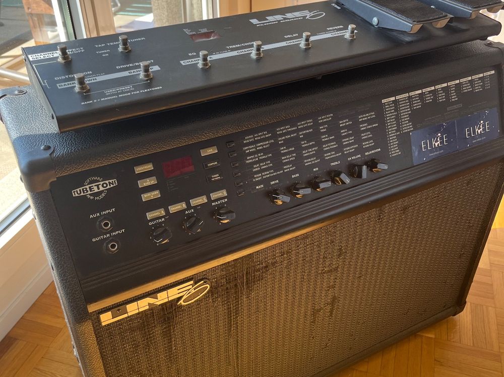 Amplificateur Line 6 TubeTone AX2-212 W/Floor Board (Gebraucht) in ...