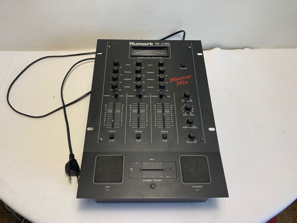 Table de mixage Numark DM 1100X defect | Kaufen auf Ricardo