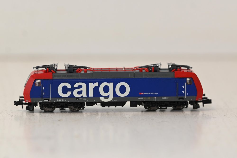 SBB Cargo Lokomotive Re 482 011-4, Trix Spur N mit OVP,läuft (Gebraucht ...