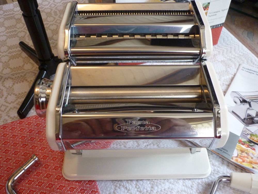 Profi-Pastamaschine + Pastatrockner der Firma GEFU (Gebraucht) in ...