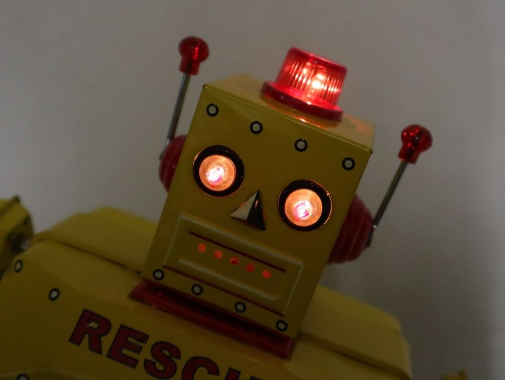 Blech Roboter R-1 Rescue Bump N Go Action Robot (Neu (gemäss ...