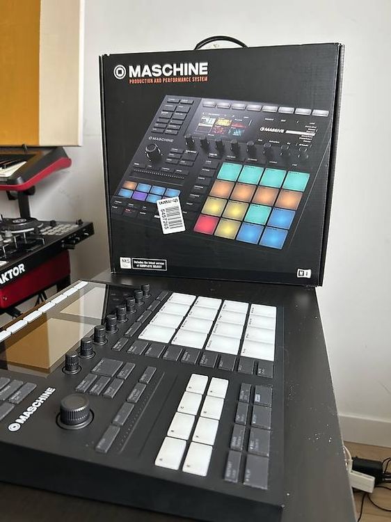 Native Instruments Maschine MK3 (stand/protection & License) (Gebraucht ...