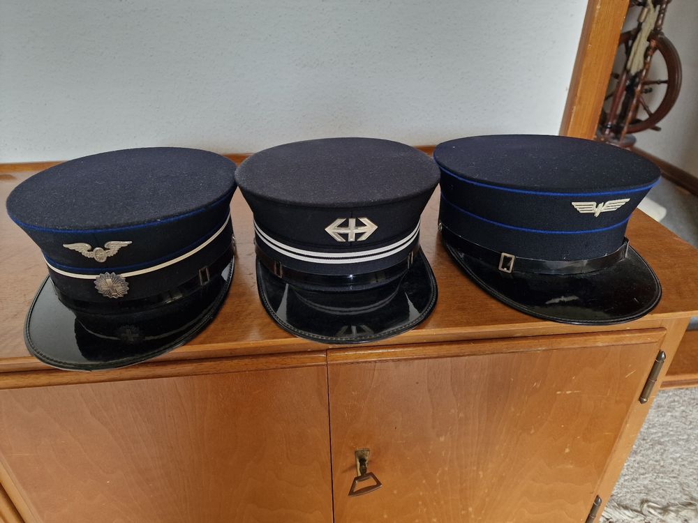 SBB Hut / Mütze 3stück (Gebraucht) in wallisellen für CHF 70 – mit ...