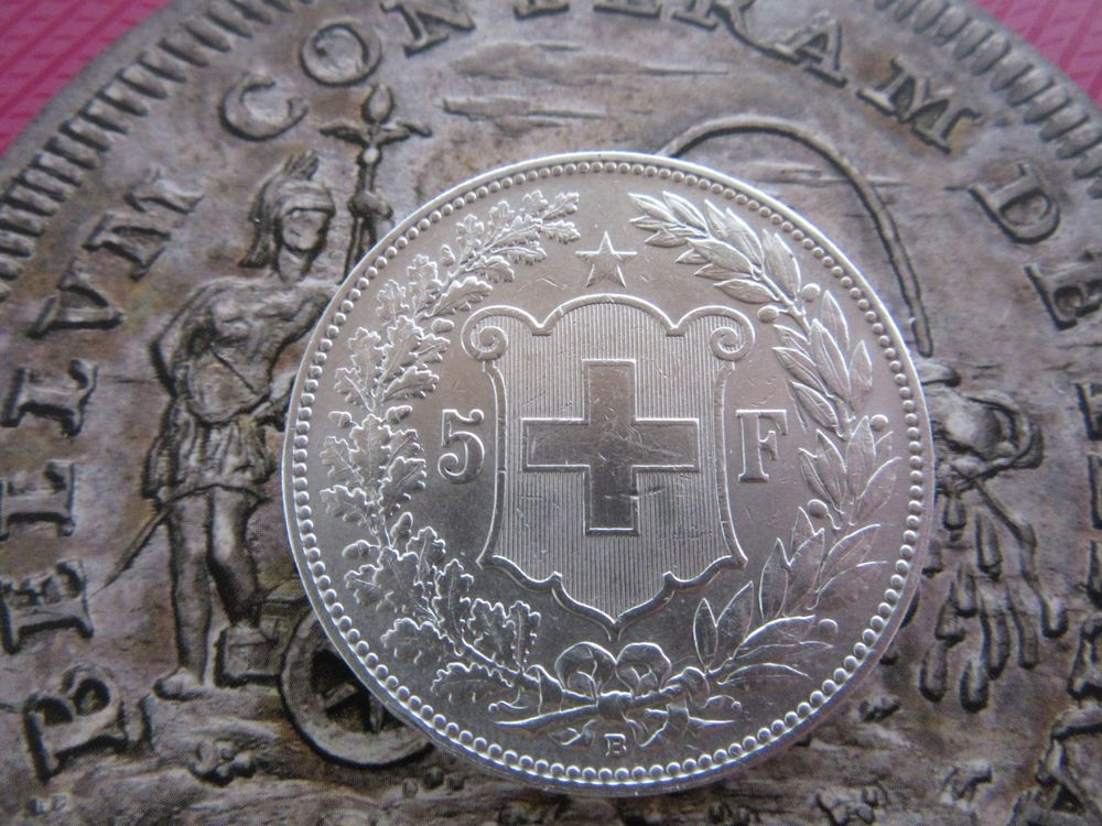 5 FRANKEN 1909 SCHWEIZ AG 900 SILVER (Gebraucht) in châtelaine für CHF 375 – mit Lieferung auf ...