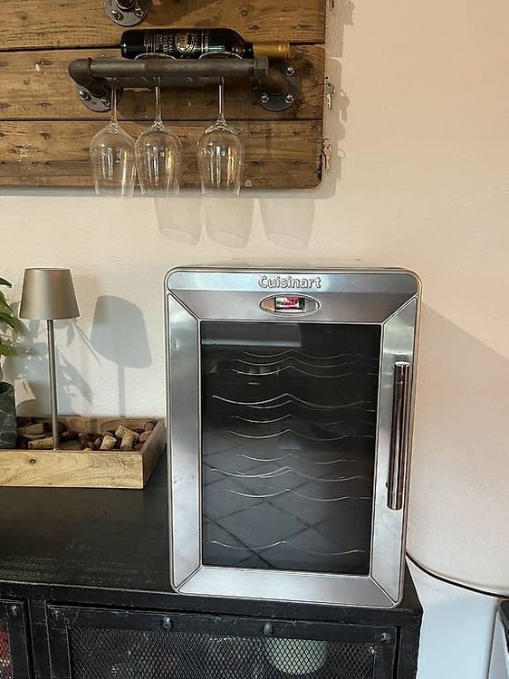 Weinkühler für 6 Flaschen (Gebraucht) in Ellikon an der Thur für CHF 50 – nur Abholung auf ...