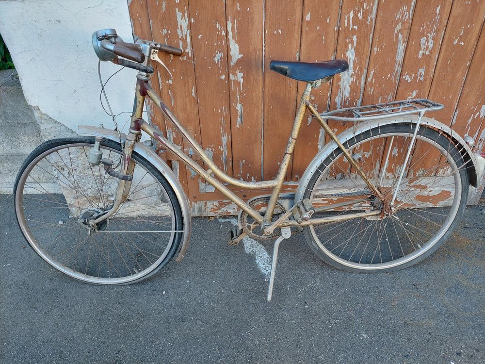 Velo Fahrrad Oldtimer Vintage Decoration (Gebraucht) in Wegenstetten ...
