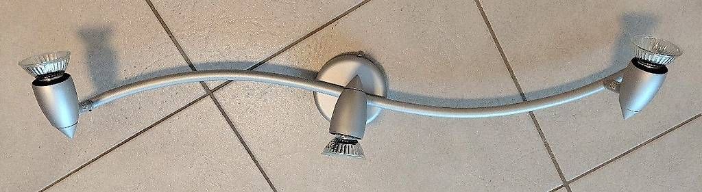 Lampe plafonnier – 3 spots 💡 💡 💡 (D'occasion) à St-Livres pour CHF 2 ...