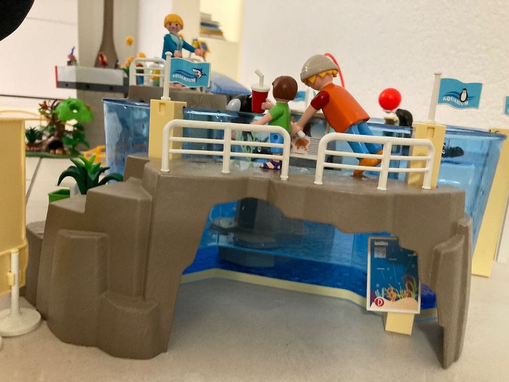 Playmobil Zoo Family Fun 4093 & Aquarium 9060 | Kaufen auf Ricardo