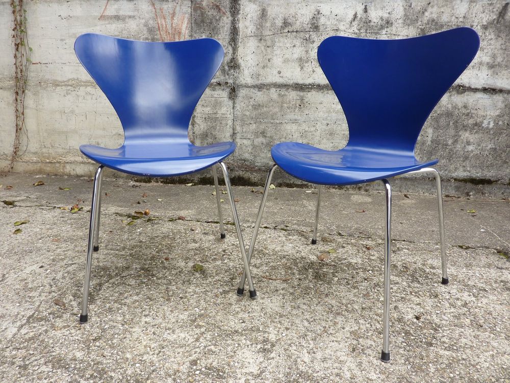 2 Stühle Holzstühle Stapelstühle Hansen / Jacobsen 3107 (Gebraucht) in ...