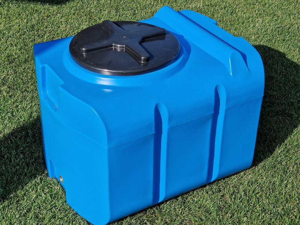 Wassertank 200l (Neu und originalverpackt) in für CHF 100 – nur ...