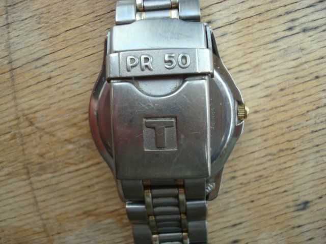 Tissot 1853 Titanium PR 50 Herrenuhr bicolor | Kaufen auf Ricardo