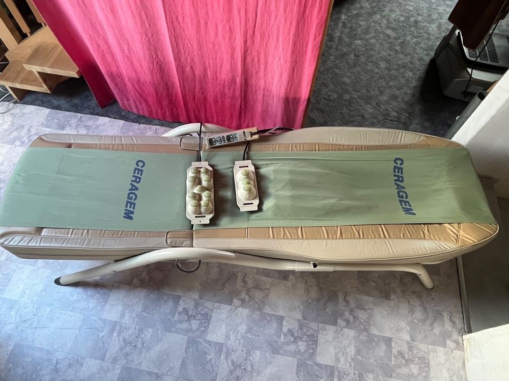CERAGEM Massageliege CGM-M3500 (Gebraucht) in Heimberg für CHF 67 – nur ...