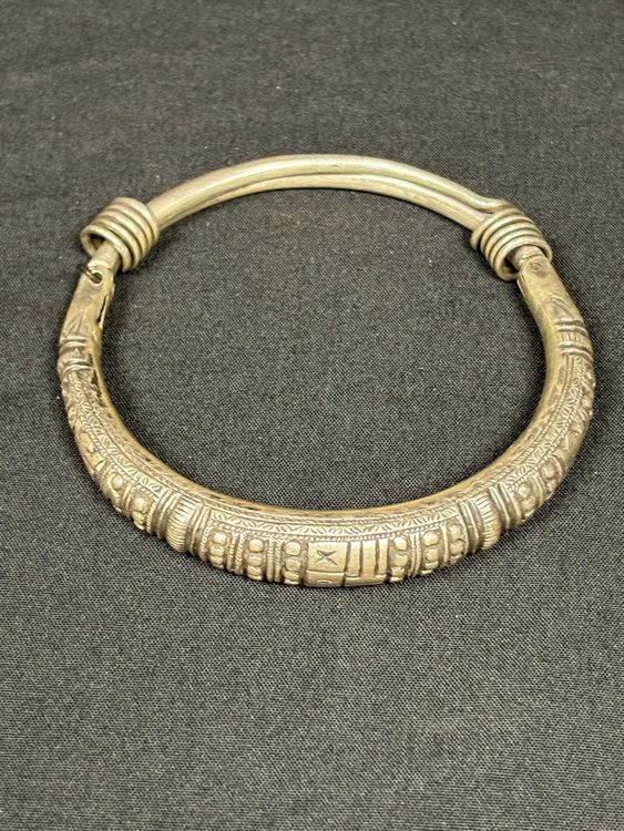 Bracelet ancien ethnique en argent massif 35g - Gravures art (Gebraucht) in Vessy für CHF 50 ...