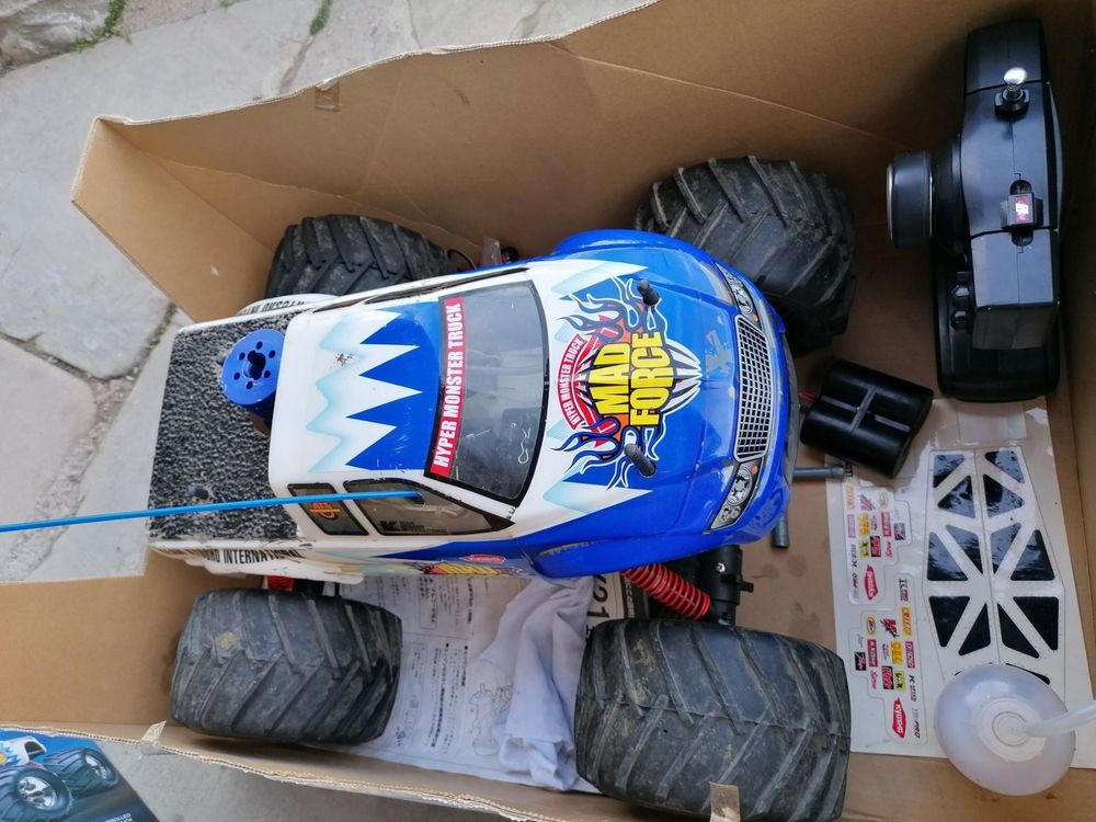 Benziner 4*4 Monster Truck (Gebraucht) in Wald ZH für CHF 62 – mit Lieferung auf Ricardo kaufen