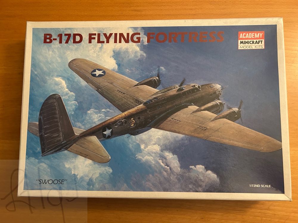 B-17D Flying Fortress 1/72 by Academy (Neu und originalverpackt) in ...