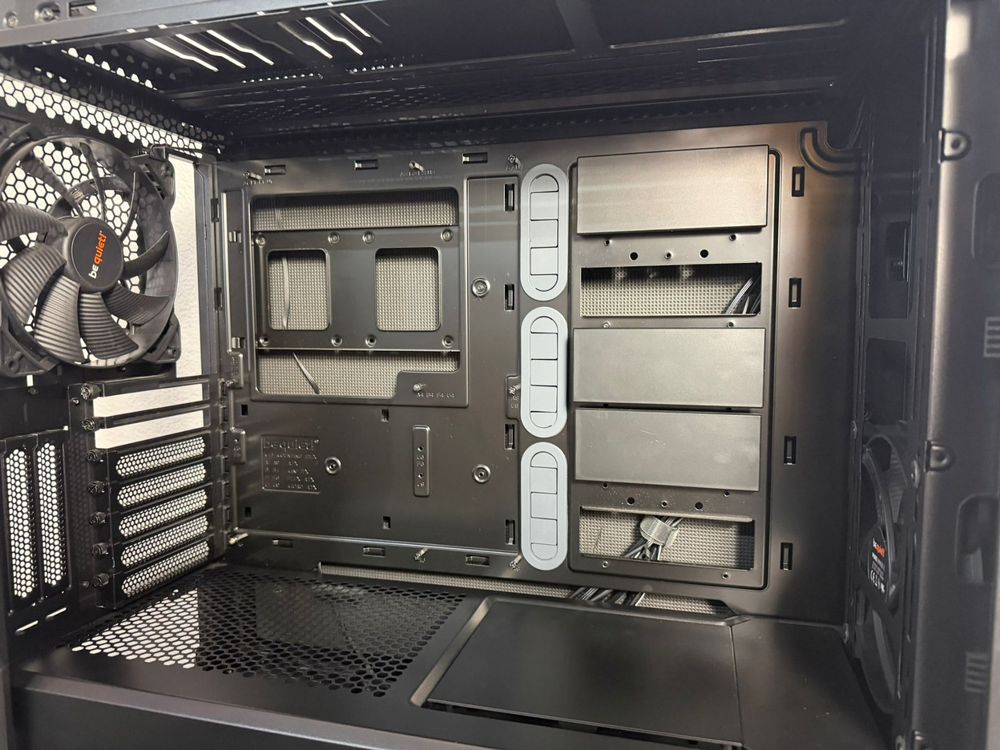 Be quiet! Silent Base 601 (Gebraucht) in Lyss für CHF 35 – nur Abholung ...