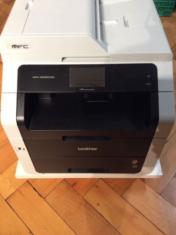 BROTHER MFC-9330CDW inkl. Möbel | Kaufen auf Ricardo