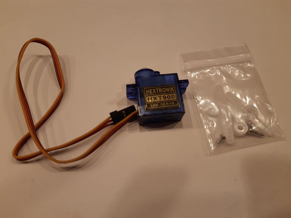 Modellbau Hextronik HXT900 9gr Servo 2 Stück (Neu (gemäss Beschreibung ...