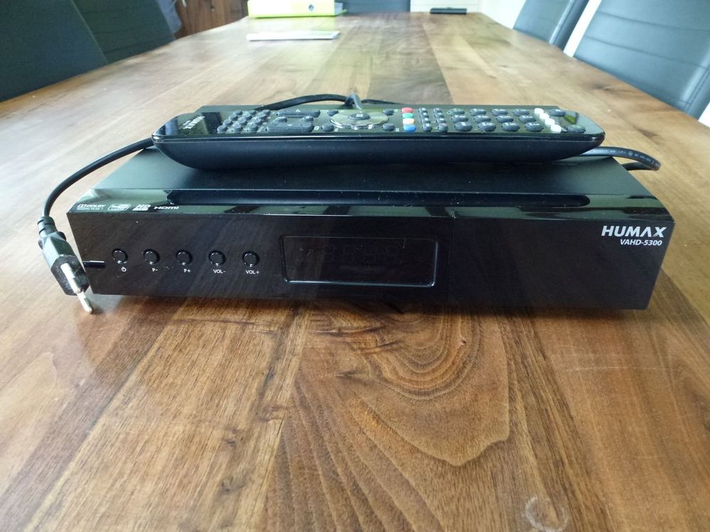 Humax Digital Sat-reciver VAHD5300 (Gebraucht) in Dürnten für CHF 34 ...