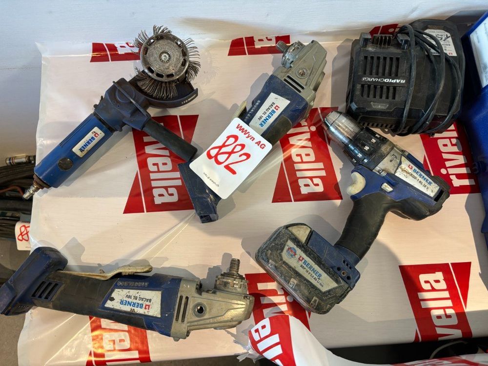 4 Berner Akku-Handmaschinen (Lot 882) Standort 4153 Reinach (Gebraucht ...